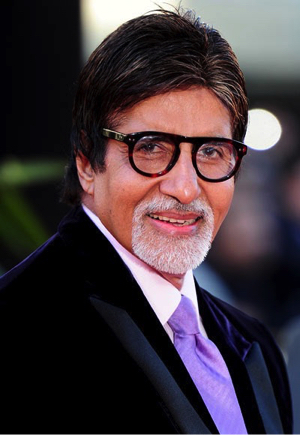 Top 10 Famous Bollywood Indian Actors - All Best Top 10 Lists and Reviews